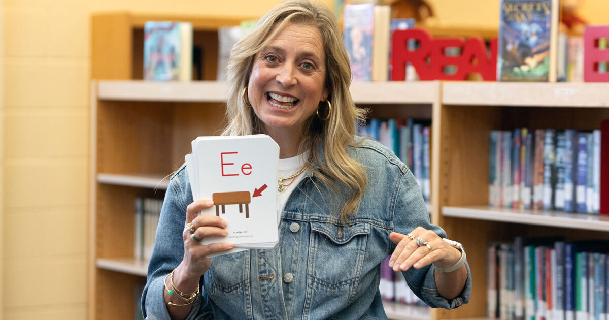 Reading Universe | Free Flash Cards for Each Phonics Skill