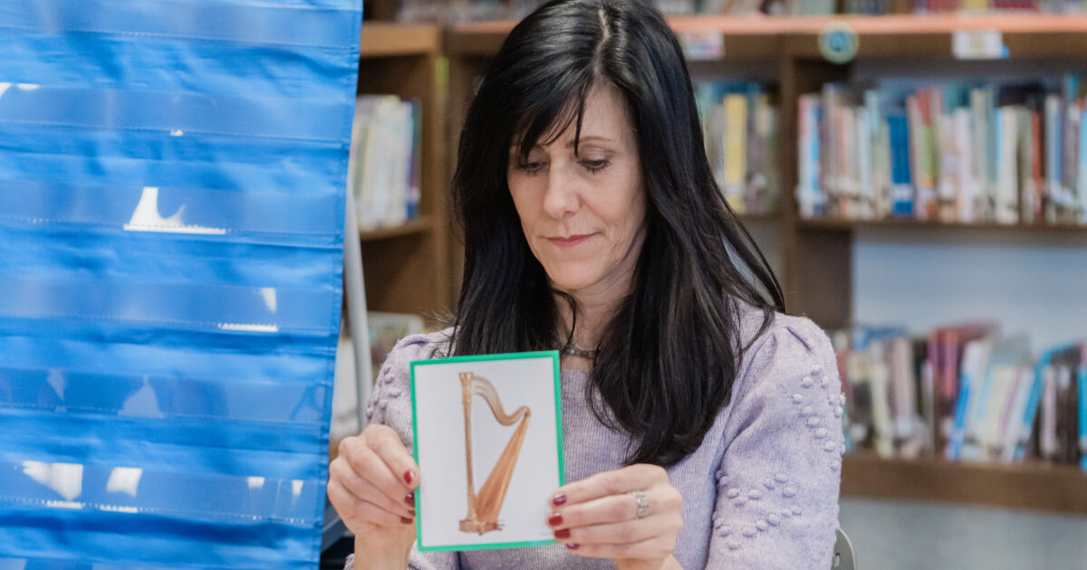 Explicitly Teaching R-Controlled Vowels | Reading Universe