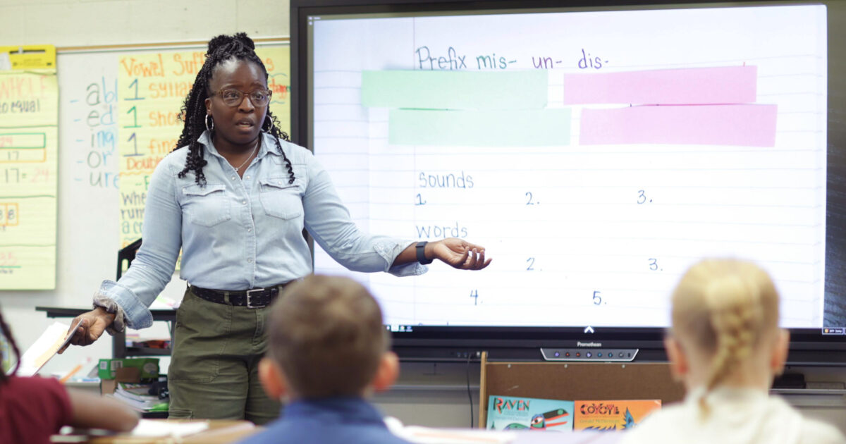 Lesson Plans for Prefixes | Reading Universe