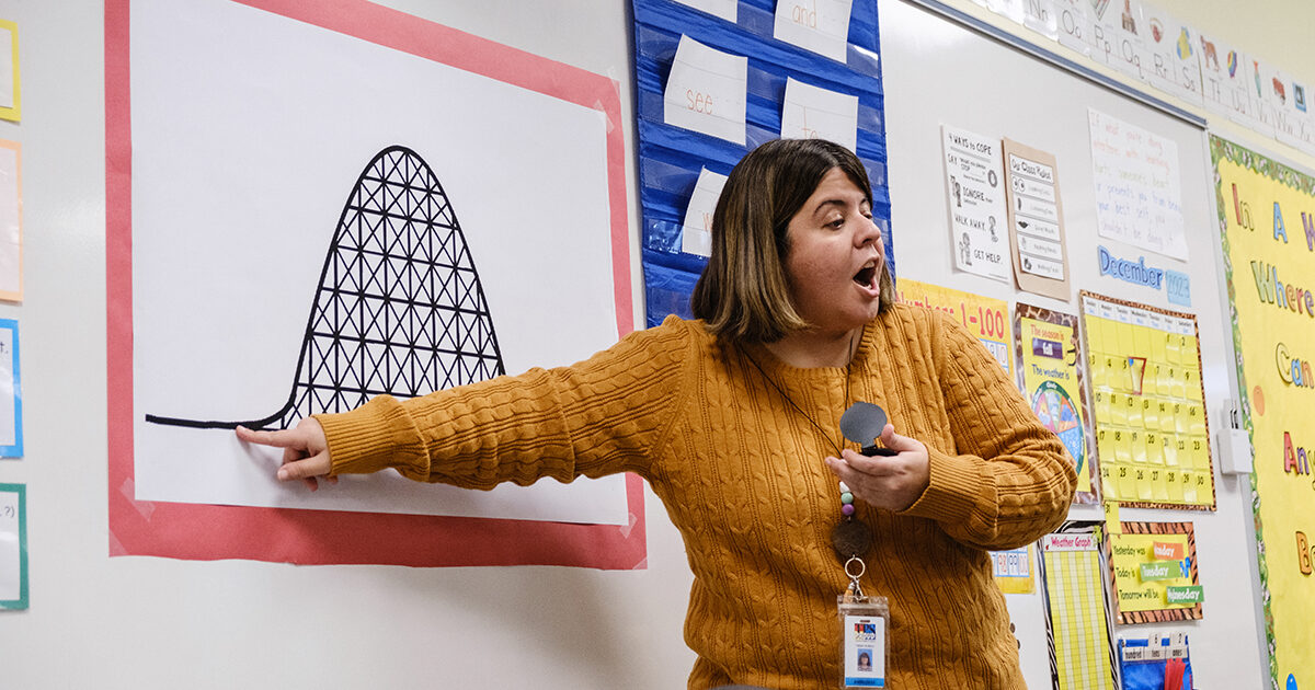 Lesson Plans for Short Vowels | Reading Universe