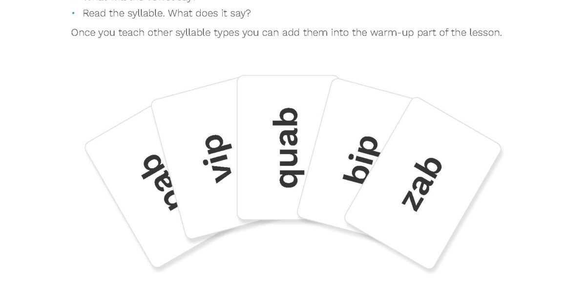 Reading Universe | Closed Syllable Flash Cards